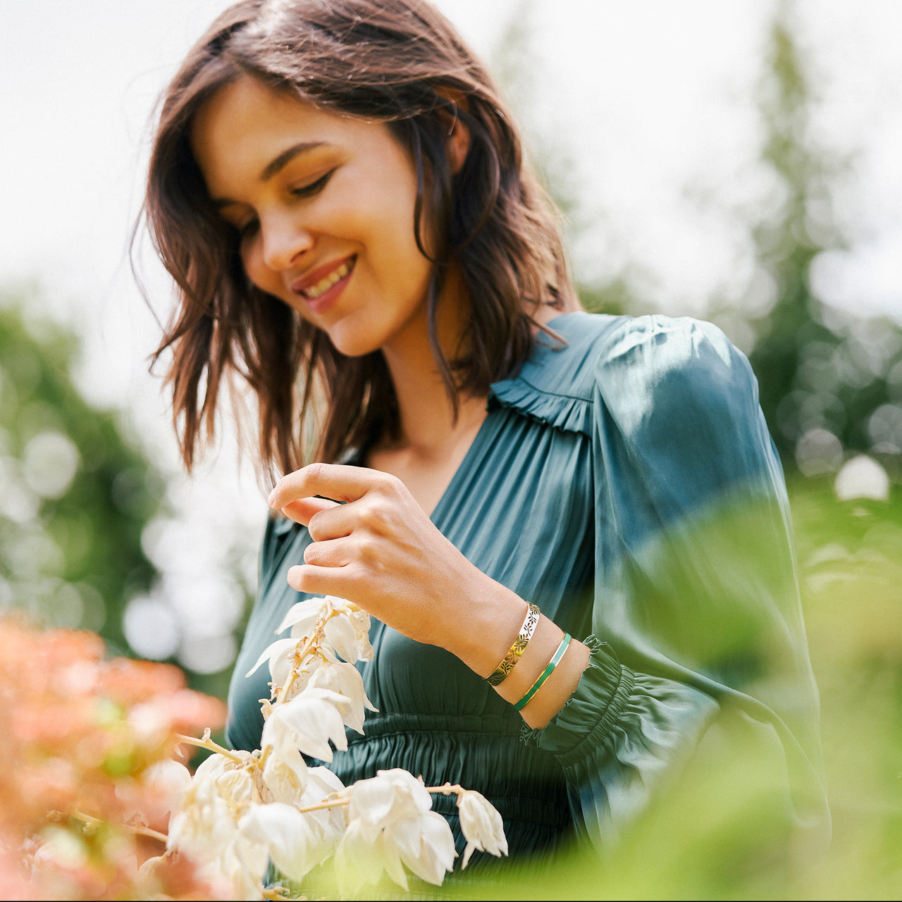 Manchette dorée pour femme, Bracelet feuille d'olivier -louise-garden.fr